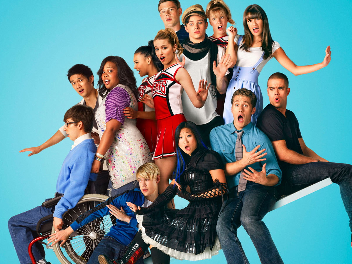 POR ONDE ANDAM OS ATORES DO ELENCO DE “GLEE” 10 ANOS DEPOIS? - Cidade FM